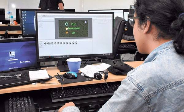 Más de mil alumnos ya estudian programación | El Diario de la República