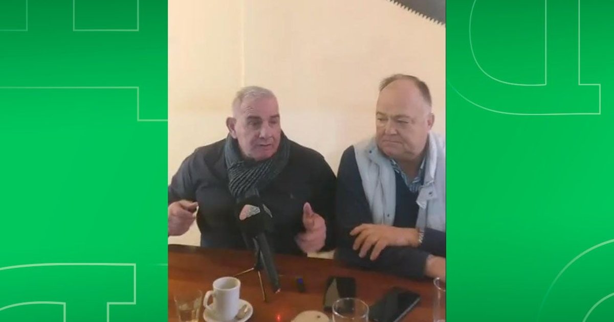 Todos Unidos En Agonía Renuncias Masivas Con Duras Críticas A Adolfo El Diario De La República