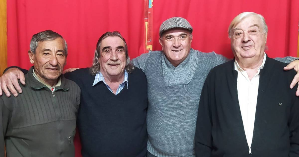 Homenaje por los 50 años de "Los Vagabundos" | El Diario de la República